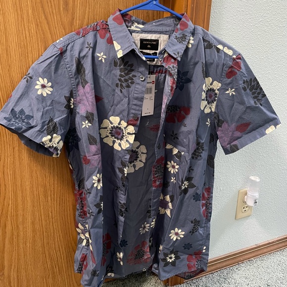 Quiksilver | Shirts | Quicksilver Floral Button Up New | Poshmark